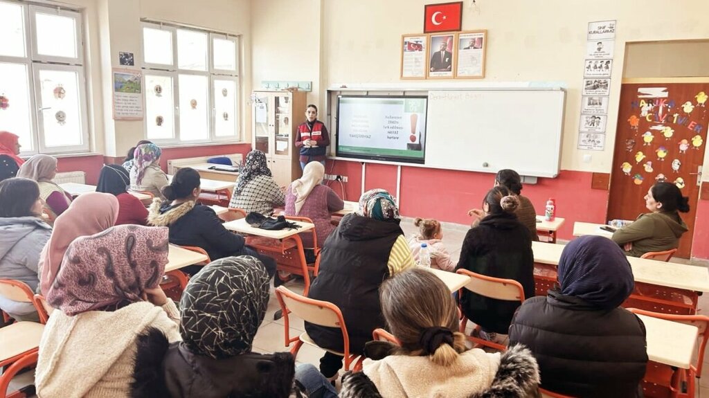 i̇lkokul Kacerdoğanşalı Şehit Er Bülent Aras İlkokulu, Karakoyunlu, foto