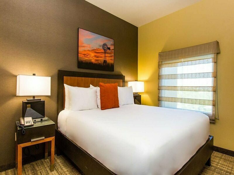 Otel Cambria Hotel Plano Frisco, Plano, foto