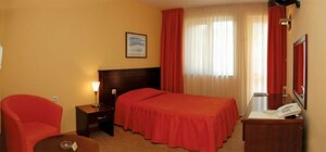 Divesta (Varna, Varna, Varna, ulitsa Nikola Knev), otel  Varna'dan