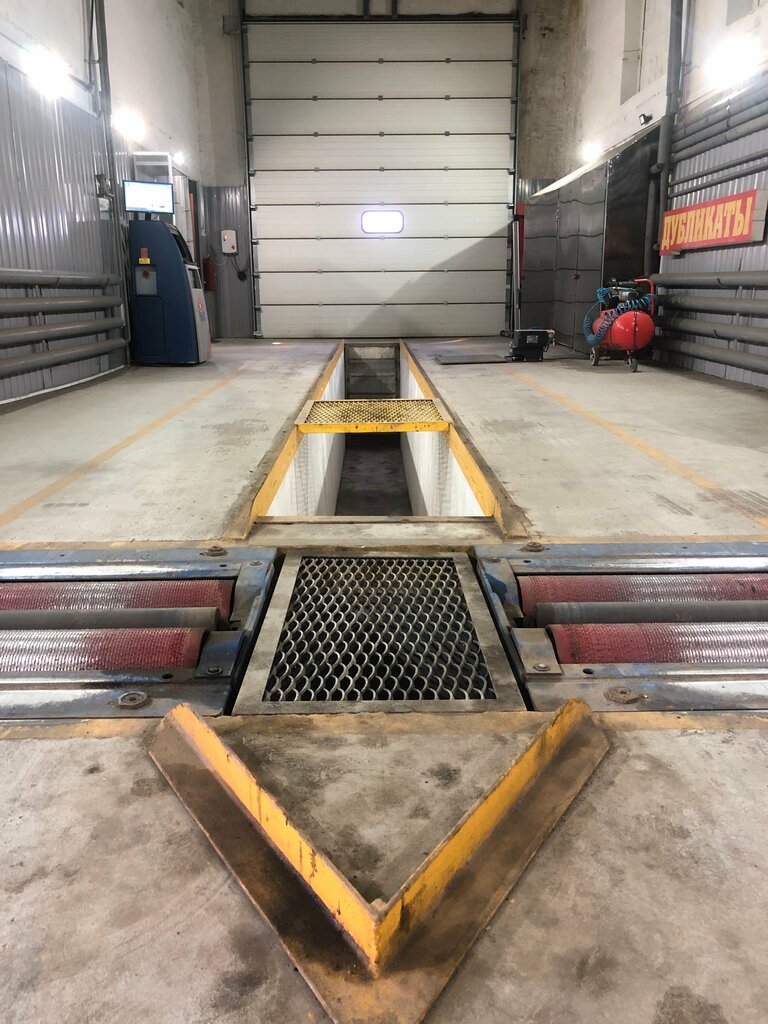 Araç muayene istasyonları Техосмотр, Saint‑Petersburg, foto