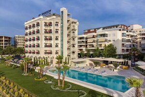 Radisson Collection Morina Hotel (Tirana, Rruga Teodor Keko), otel  Tiran İli'nden