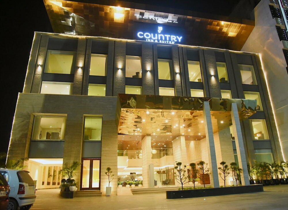 Otel Country Inn & Suites by Radisson Zirakpur, Punjab, foto