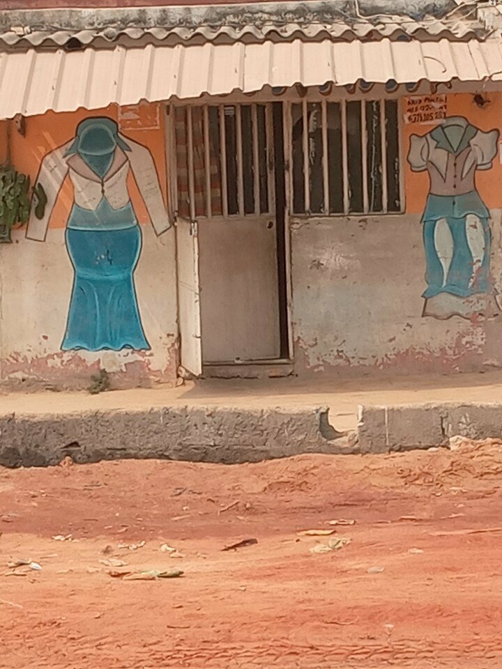 Terziler Atelier de cultura, Loanda, foto