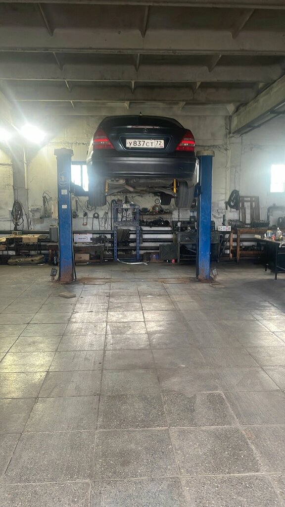 Otomobil servisi Техсервис, Tümen (Tiumenskaya) oblastı, foto