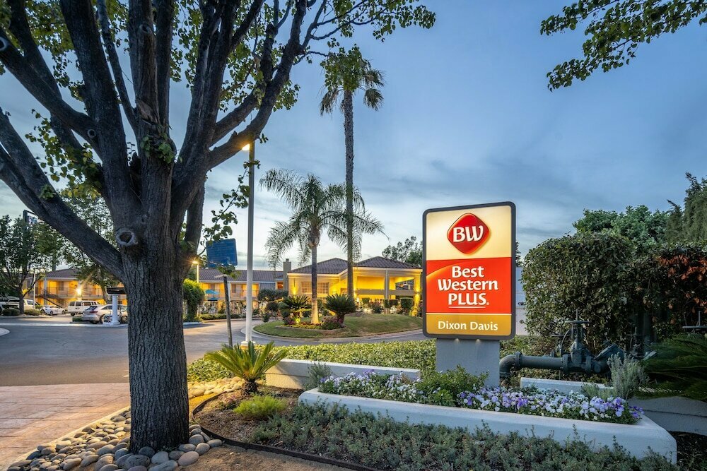 Otel Best Western Plus Dixon Davis, Dixon, foto