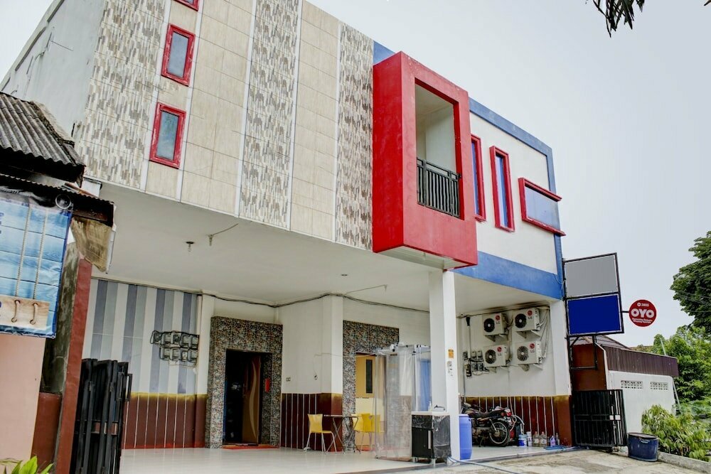 Otel Oyo 3855 Homestay Semata Wayang Syariah, , foto