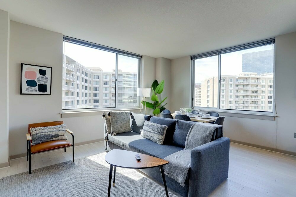 Otel Trendy n Exclusive Apto at Crystal City, Arlington, foto