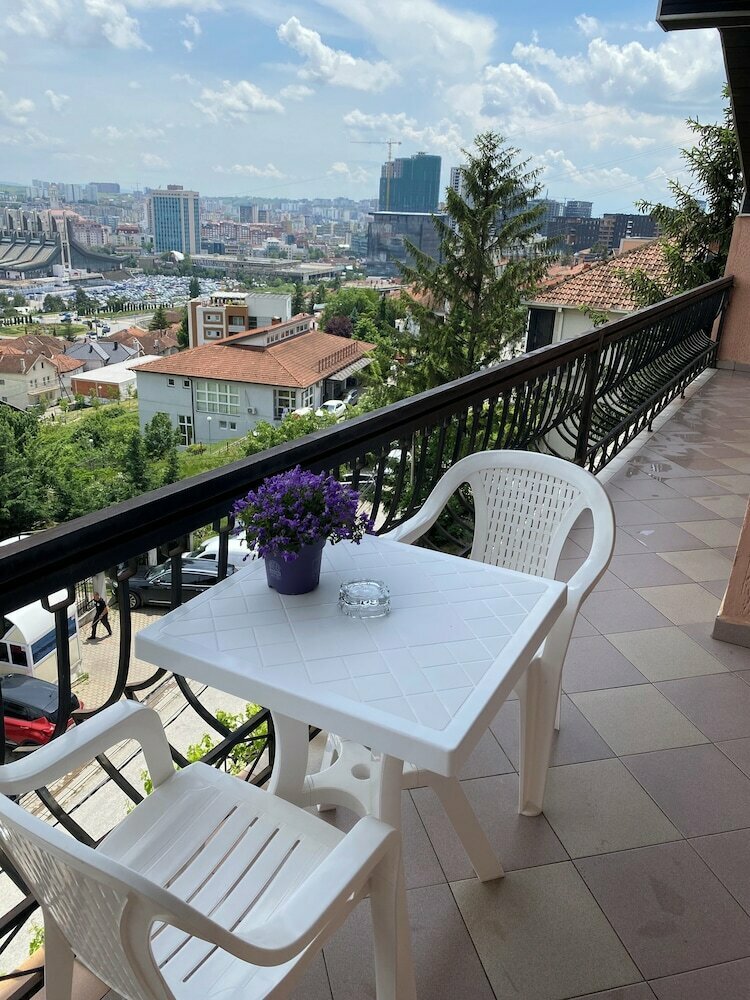 Otel Apartment Perla, Priştina, foto