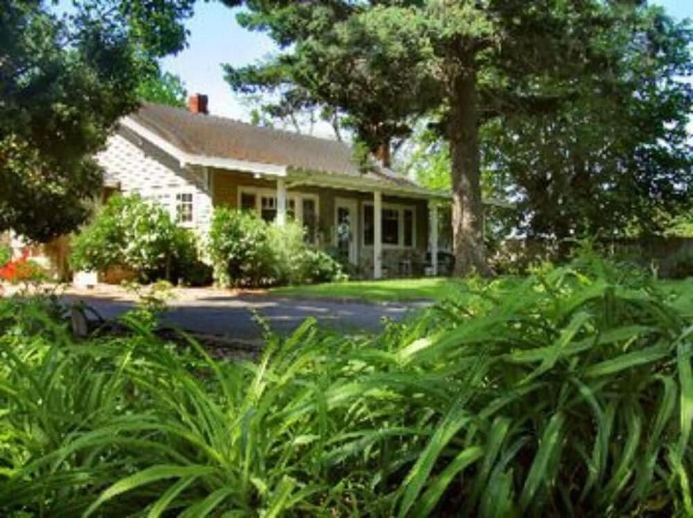 Otel Cottage on Armstrong, Kaliforniya Eyaleti, foto