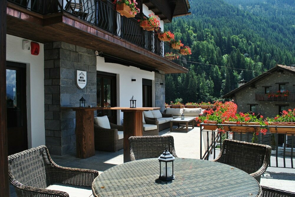 Otel Hotel Millefiori, Aosta Vadisi, foto