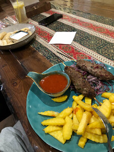 Reyhan (Severnaya Street No:363), kafe  Krasnodar'dan