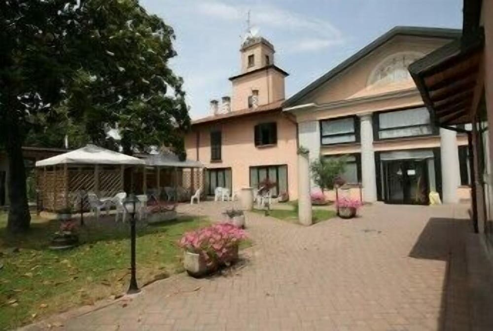 Otel Hotel Vecchio Convento, Lombardiya, foto