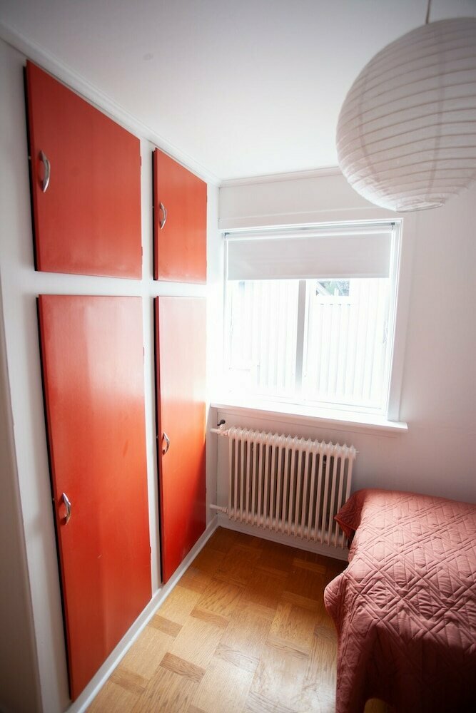 Otel 3 Storey 5 Bedroom, Torshavn, foto