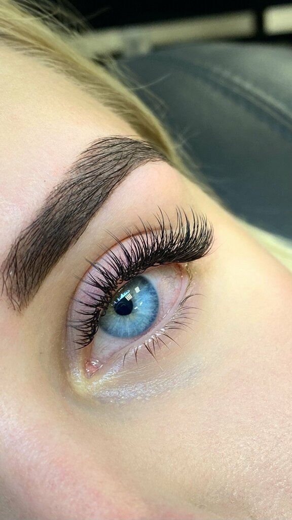 Kaş ve kirpik salonu Soulu, Saint‑Petersburg, foto