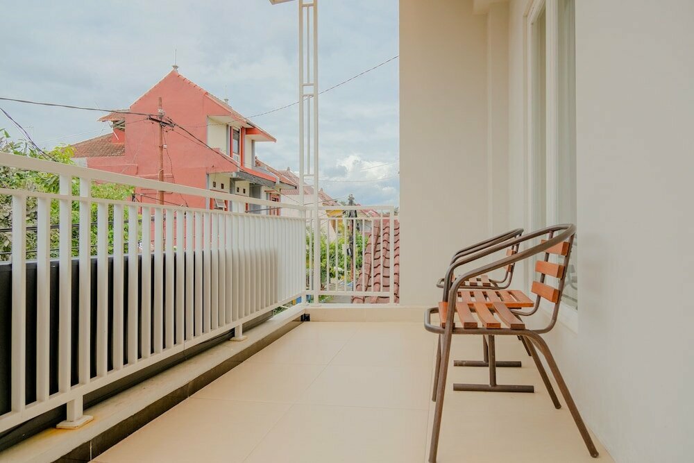 Otel Spot On 2325 Singgalang Residence Syariah, Malang, foto