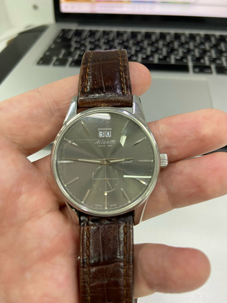 Saat tamircileri Time Lab, Tiumen, foto