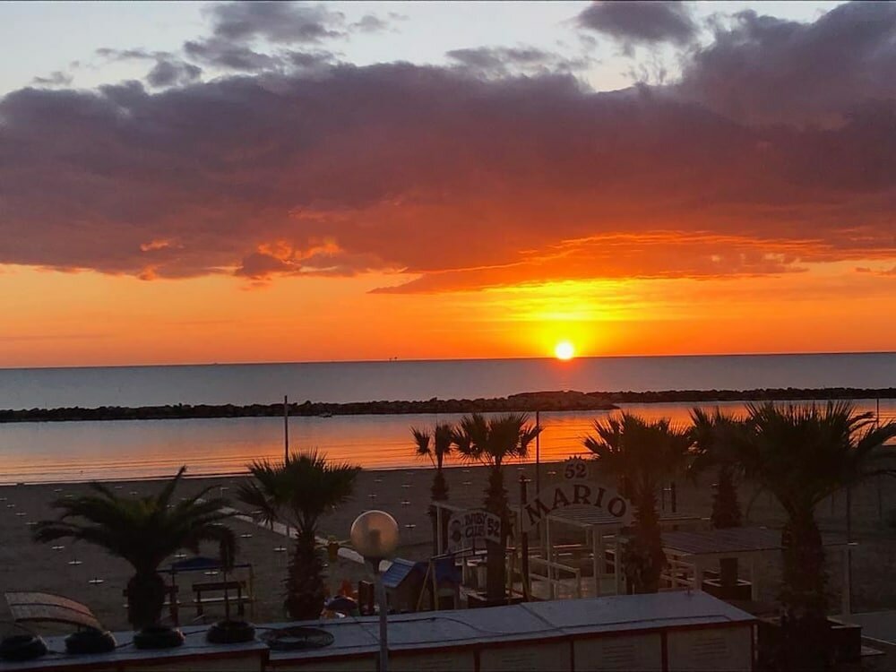 Otel Hotel Bonaria, Rimini, foto