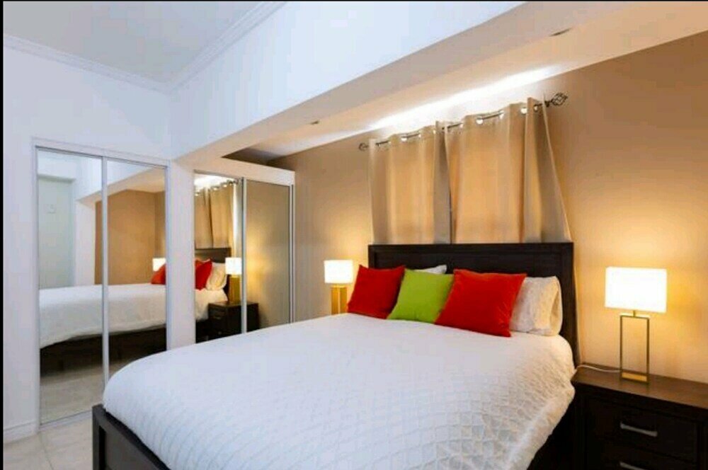 Otel I Heart Ja DreamCondo at The Bromptons, Kingston, foto
