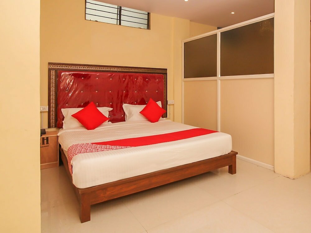 Otel Oyo 7343 Al Shareef Palace, Haydarabat, foto