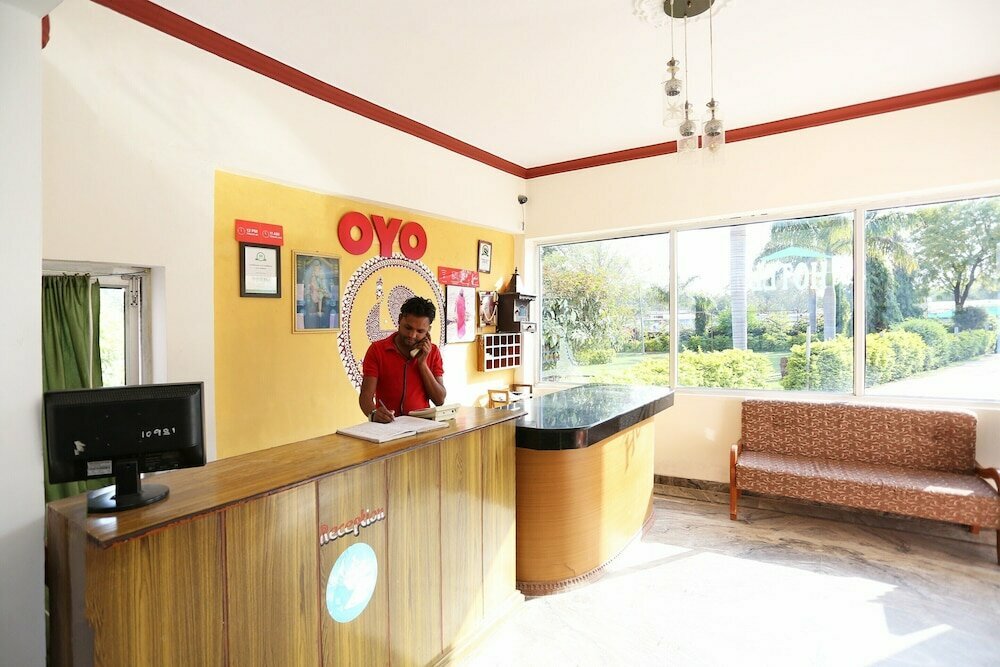 Otel Oyo 29925 Hotel Green House, , foto