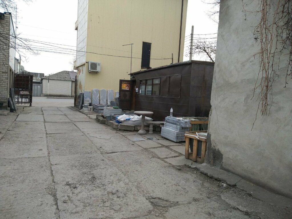 Heykel ve mezarlık taşı üreticileri Изготовление памятников, Essentuky, foto