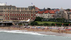 Playa De Biarritz (Nouvelle-Aquitaine, Pyrénées-Atlantiques, Arrondissement de Bayonne, Biarritz), plaj  Biarritz'ten