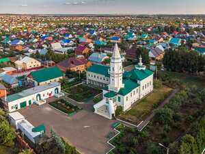 Neftekamsk Merkez Camii (Dorozhnaya Street No:12), cami  Neftekamsk'tan