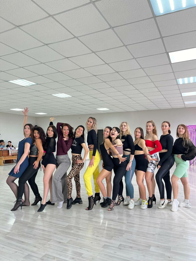 Dans okulları BachataManía, Orsk, foto