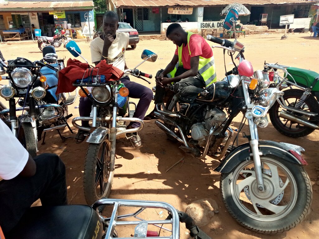 Otomobil servisi Dms logistics, Dünya, foto