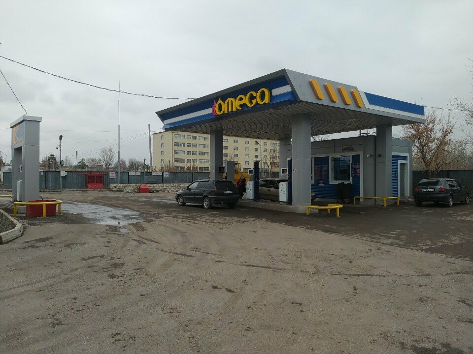 Benzin istasyonu Omega, Karağandı, foto