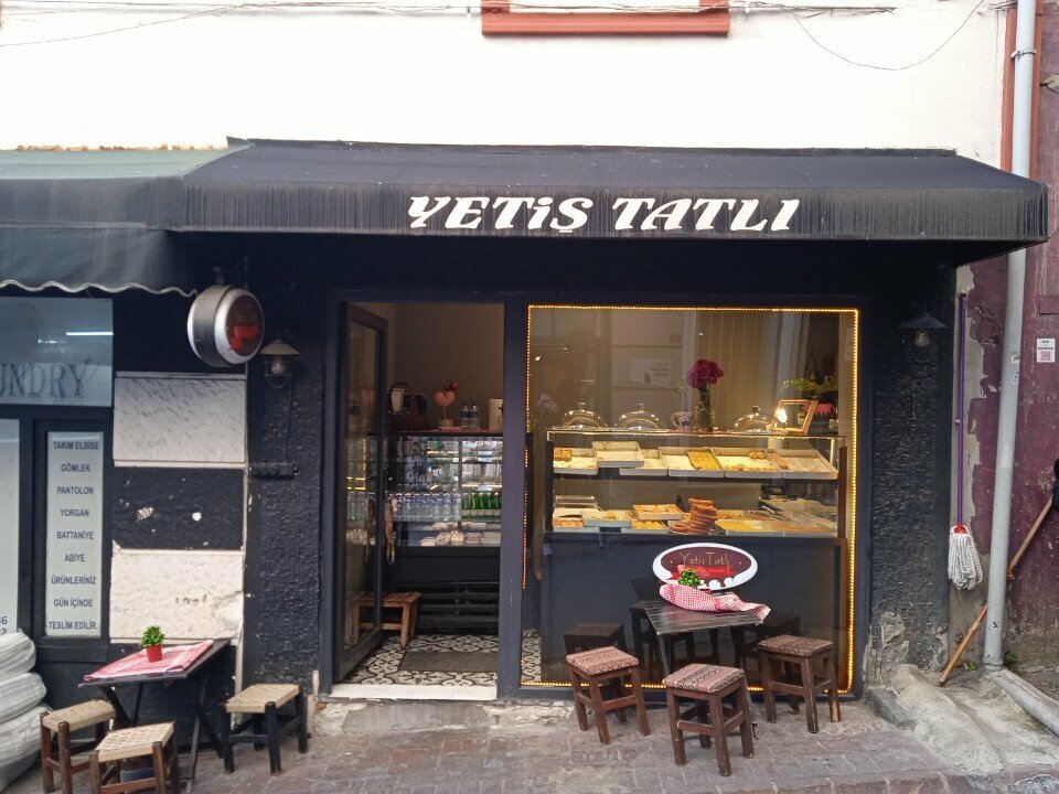 Pasta, şekerleme ve tatlı Yetiş Tatlı, İstanbul, foto