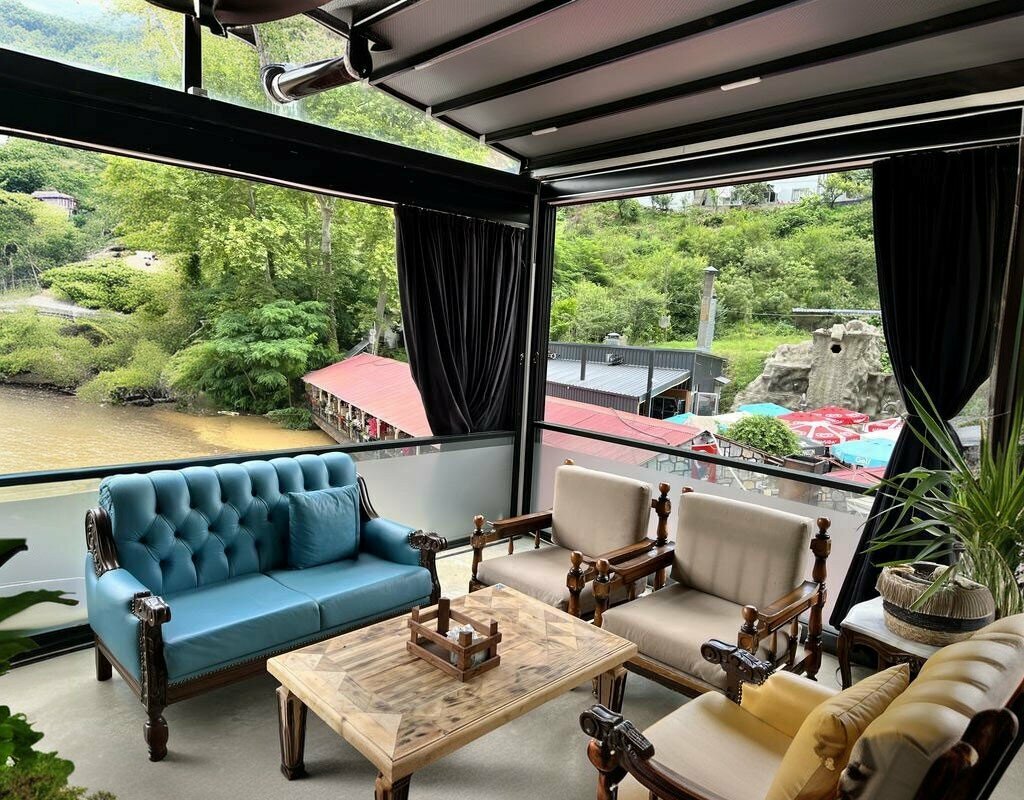 Kafe Sera Gölü Kardelen Köfte, Akçaabat, foto