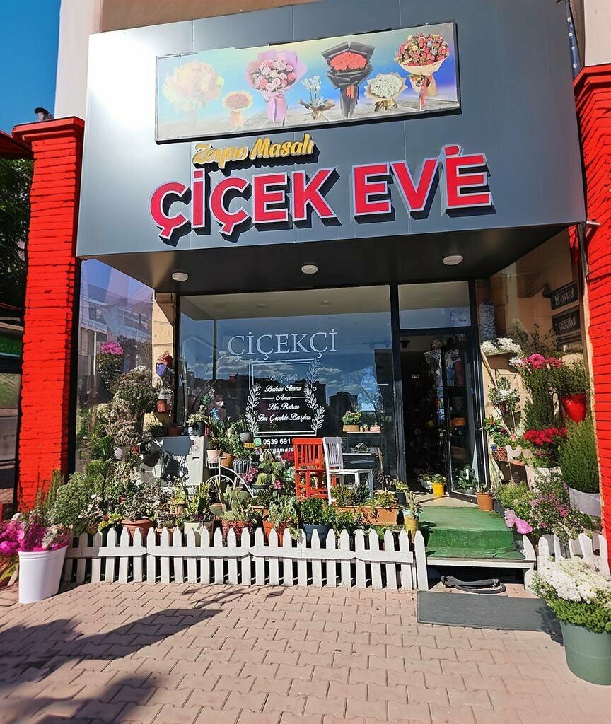 Çiçekçiler Zeyno masalı çiçek evi, Kahramanmaraş, foto
