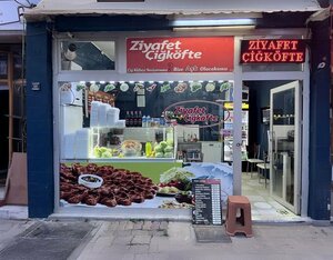 Ziyafet Çiğköfte (Edirne, Edirne Merkez, Uzun Kaldırım Cad., 68), fast food  Edirne'den