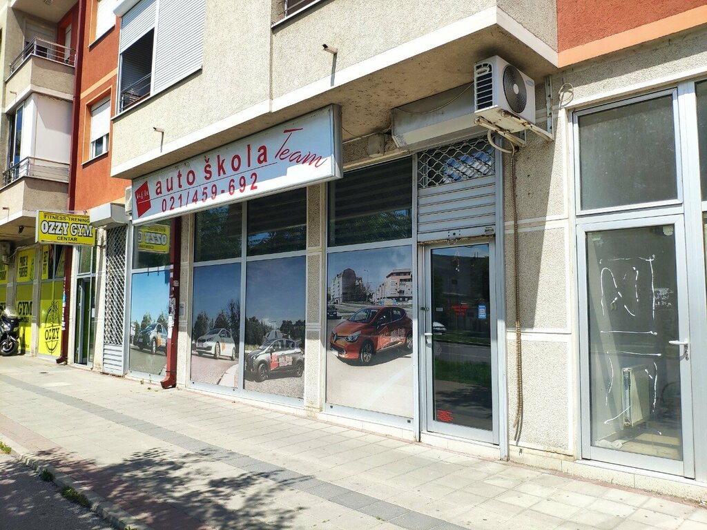 Sürücü kursları Ауто школа М и М, Novi Sad, foto