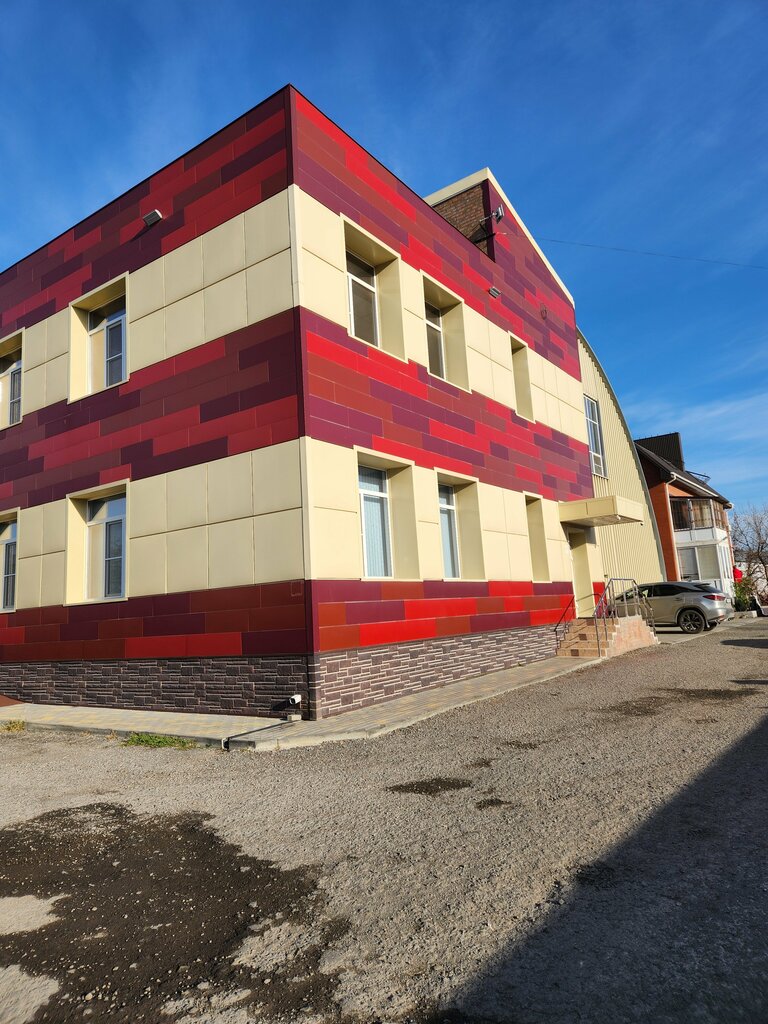 Çok amaçlı spor tesisleri Стачки, Rostov‑na‑Donu, foto