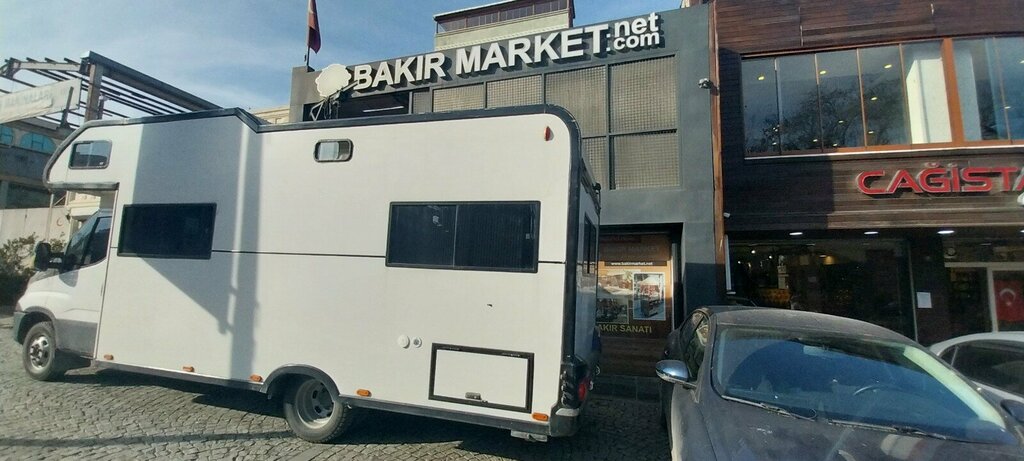Hadde metal üretim ve satışı Bakır Market, İstanbul, foto