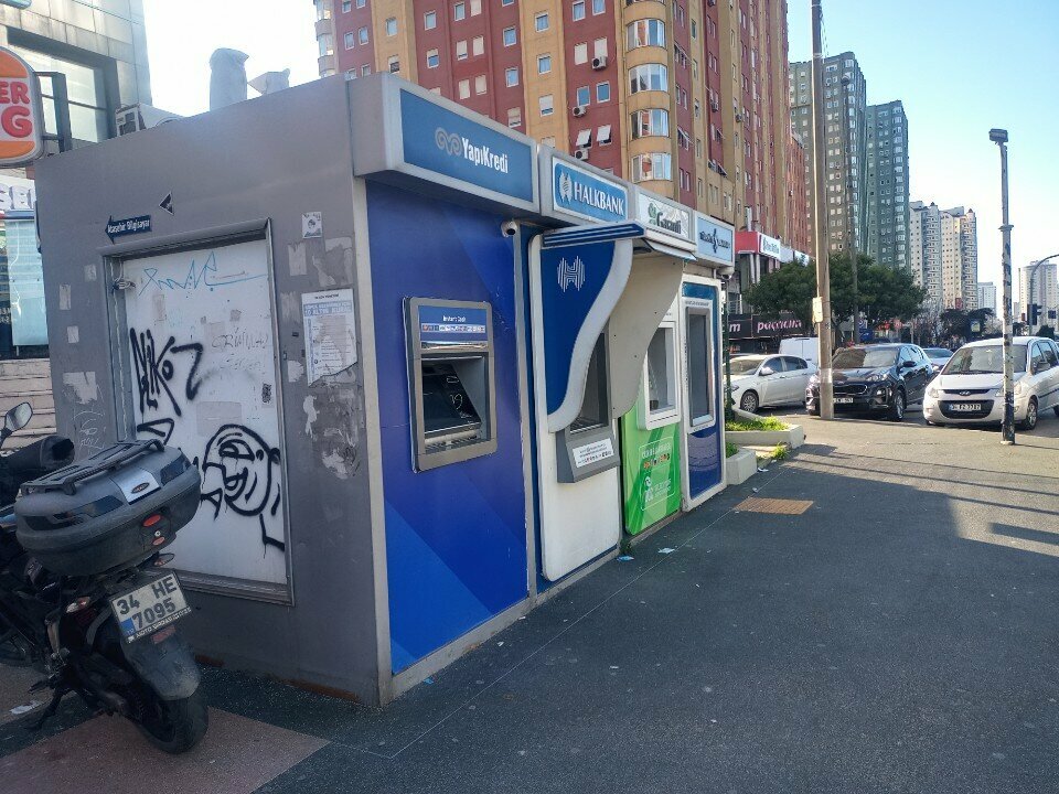 ATM'ler Halkbank ATM, İstanbul, foto