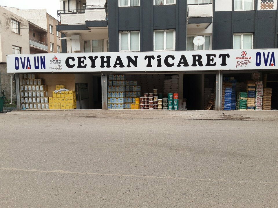 Gıda pazarı Ceyhan Gida, İzmir, foto