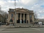 Tnme (Stefan cel Mare Boulevard No:79), tiyatrolar  Kişinev'den