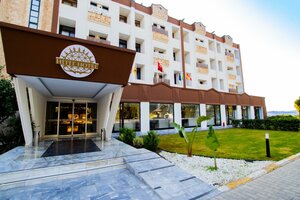 Hitit Hotel & Restaurant (İzmir, Selçuk, Atatürk Cad., 24), otel  Selçuk'tan