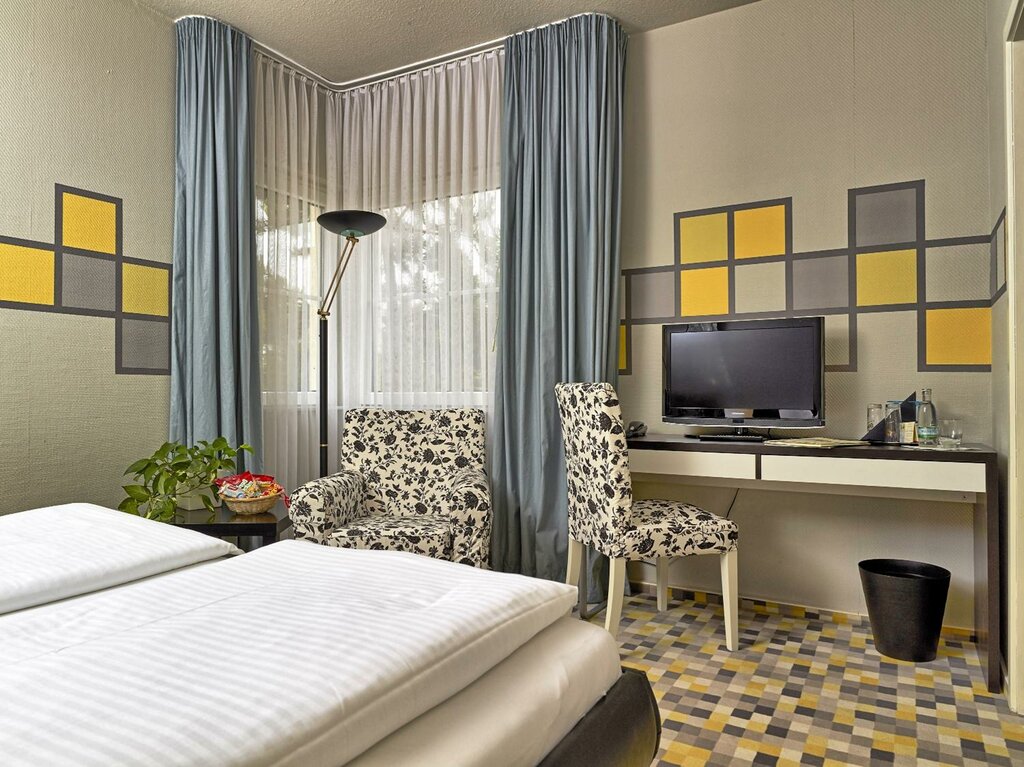 Otel Hotel and Restaurant 5 Linden, Saksonya‑Anhalt, foto