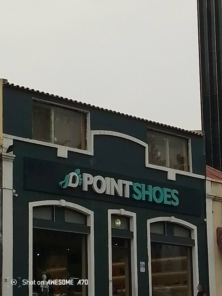 Ayakkabı mağazaları Pointshoes, Loanda, foto