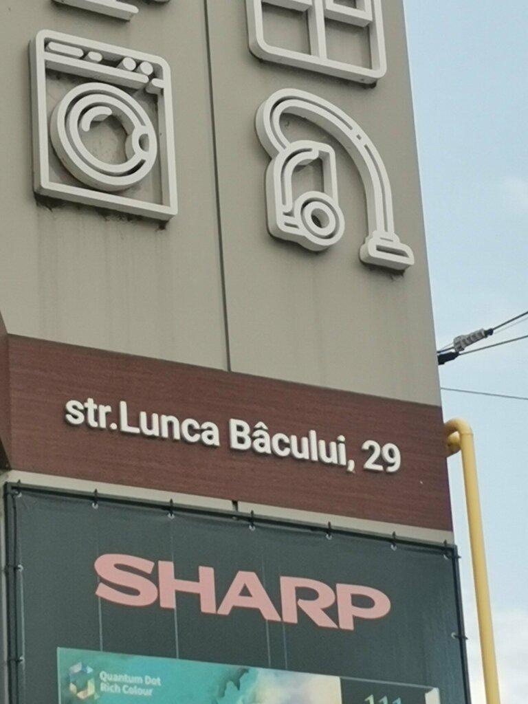 Oto yıkama Lux car wash, Kişinev, foto