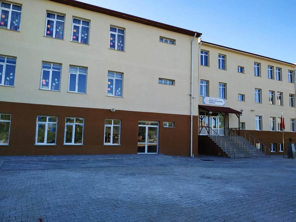 i̇lkokul Halime Celal Budak İlkokulu, Devrekani, foto