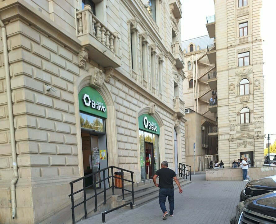 ATM'ler Unibank, Bakü, foto