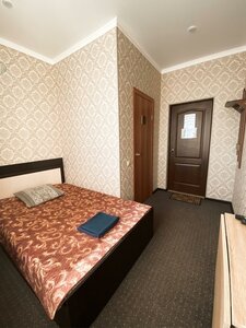 Beloe (Orenburg Region, Sakmarskiy rayon, Tataro-Kargalinskiy selsovet), otel  Orenburgskaya oblastından