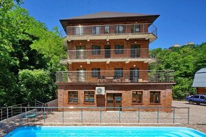 Sim Sim (Vesennyaya ulitsa No:14, Tuapse), otel  Tuapse'den