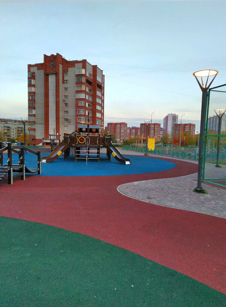 Kültür ve eğlence parkları Школьный сквер, Seversk, foto