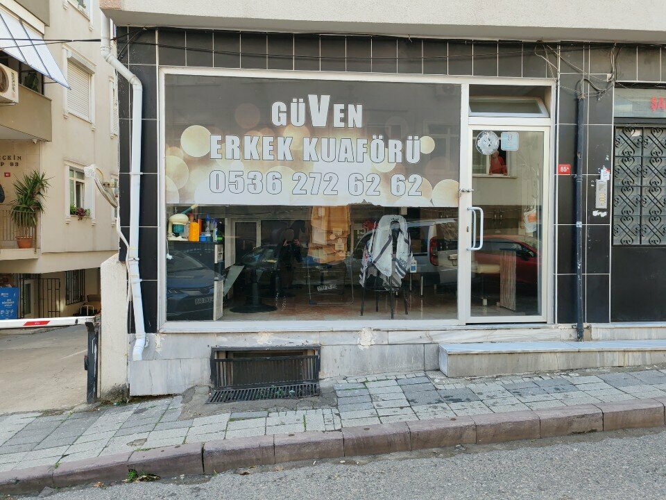 Berberler Güven Erkek Kuaförü, İstanbul, foto